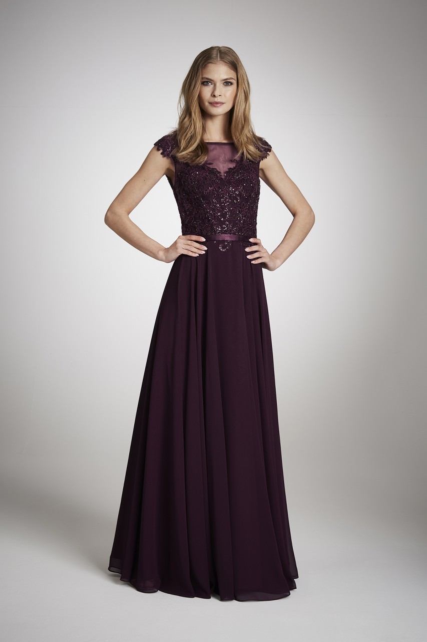 Abendmode & Festkleider | Die Brautboutique in Neumünster