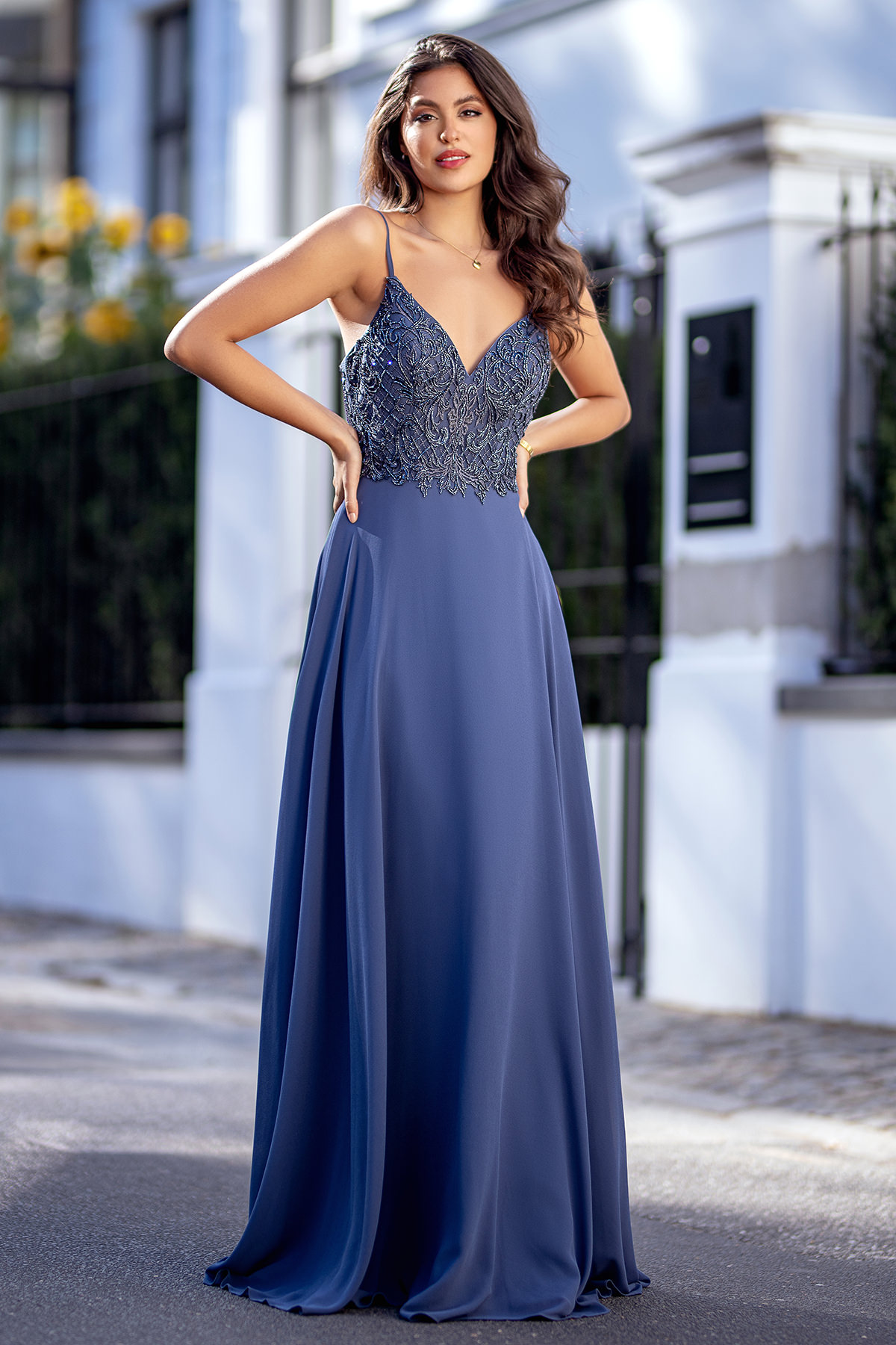 Abendmode & Festkleider | Die Brautboutique in Neumünster